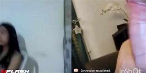 Free Dickflash Reaction Porn Videos Sex Movies Tnaflix Com