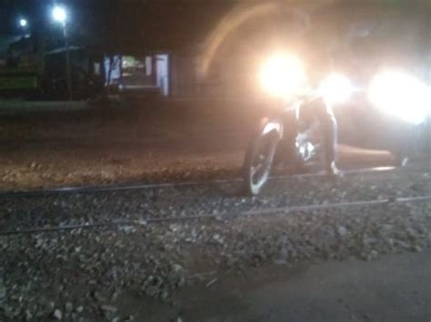 Perlintasan Kereta Api Mangkrengan Berpotensi Memakan Korban Pengguna Jalan