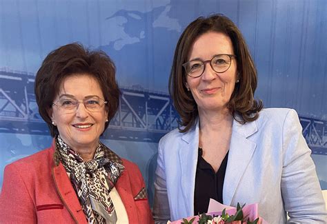 Knáb Neue Vorsitzende Budapester Zeitung