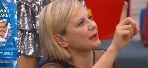 GF Vip Caos In Diretta Antonella Elia Contro Tutti Donne Magazine