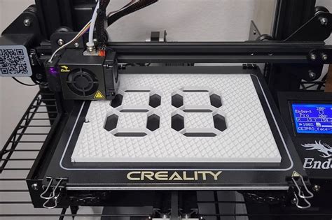 Get Ready To Be Mesmerized With Kinetic Clock By Lukas Deem Icreatived