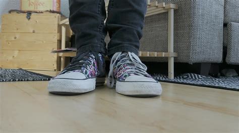 23yo 4 Day Unwashed Sweaty Bare Feet Converse Sockless