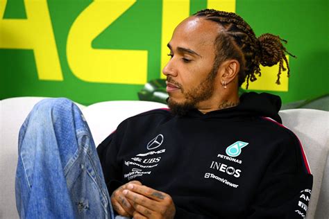 Pin By Dropdehd On Lewis Hamilton F1 Lewis Hamilton Lewis Hamilton