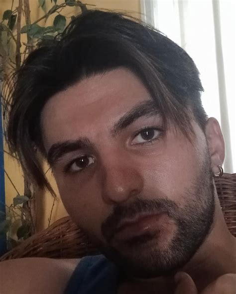 Should I Get A Buzzcut Which One Suits Me Better R Malehairadvice