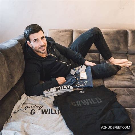 Leonard Freier Feet Aznudefeet Men