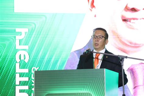 Mining Week Ногоон шилжилтийн гол зүтгүүр нь уул уурхай байна