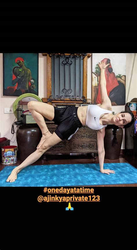 Rukhsar Rehmans Feet