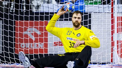 Handball Em Dhb Star Andreas Wolff Schießt Gegen Sky Kommentatoren