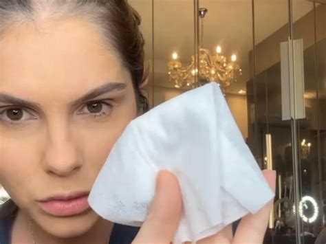 Bárbara Evans Recebe Críticas Ao Elogiar Base De Virginia