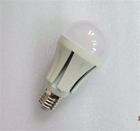 10W LED Bulb