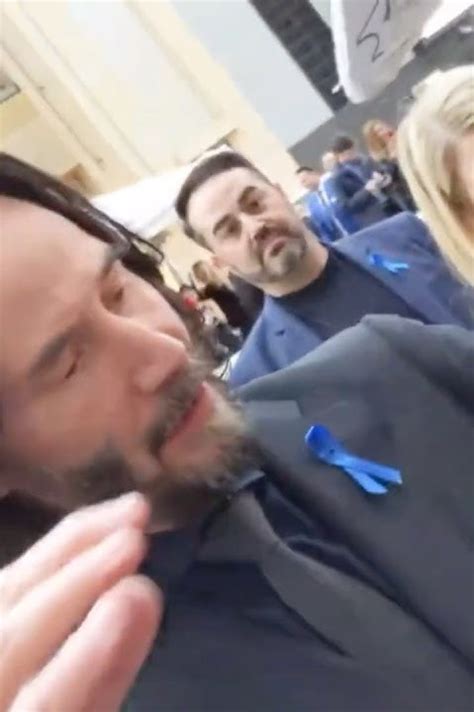 Did You Know Keanu Reeves Is Left Handed 👀 Youtube