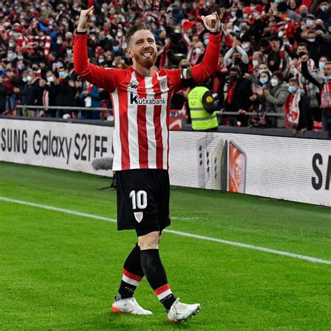 Iker Muniain 2022