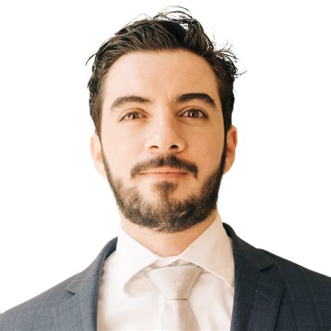 about vinicius andrade medium