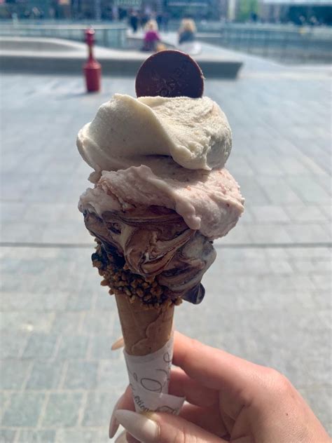 Kristine Akopashvili On Linkedin იცით რას მივხვდი უმიზნოდ ცხოვრება იგივეა რაც ხელში ნაყინი