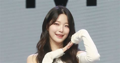 프로미스나인 백지헌 귀엽고 깜찍하게[★포토]