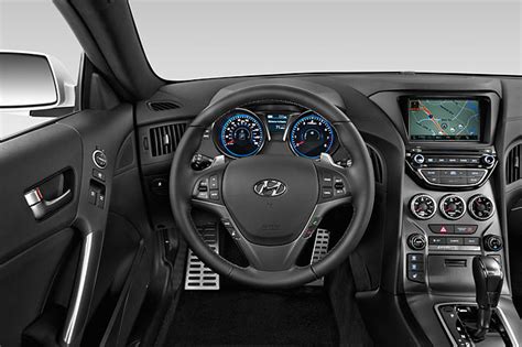 2015 Hyundai Genesis Coupe 38t 8 Speed At 2 Door Interior Detail