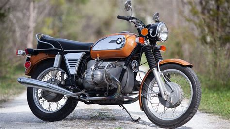 Discover The Iconic Bmw Old Motorcycle Timeless Design And Performance