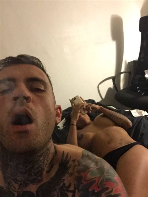 Adam On Twitter I Ve Had This Photo On My Phone For Like Months But Was Too Bitch Made To