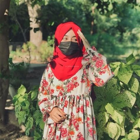 Summaiya Sammiyakhan • Threads Say More