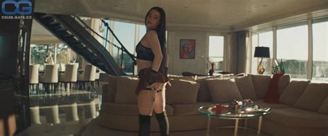 Mikey Madison Nackt Nacktbilder Playboy Nacktfotos Fakes Oben Ohne