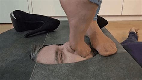 Face In The Floor Under Nylon Feet Madame Marissa Clips Sale