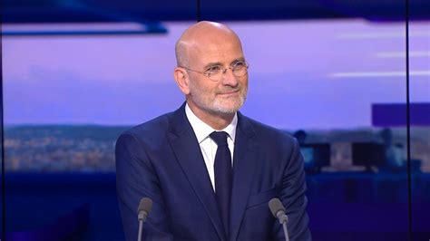 Douze Palaces à Paris Ce Nest Ni Trop Ni Pas Assez Linvité De Léco