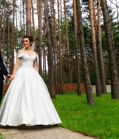 Весільне плаття Львів Б у весільні сукні