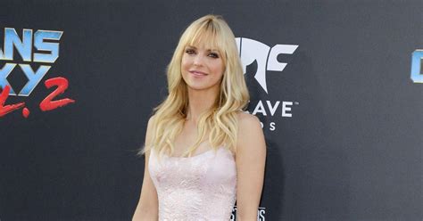 Harried Hollywood Moms Kim Kardashian Anna Faris And More