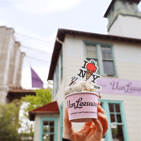 Van Leeuwen Ice Cream Brooklyn Bridge Park