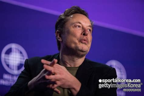 이럴 수가 리버풀 당연히 인수하고 싶어할 것 일론 머스크 아버지 등판 622조 부자 구단주 맞이할 가능성 제기
