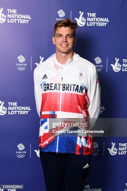 Thomas George Rower Photos And Premium High Res Pictures Getty Images