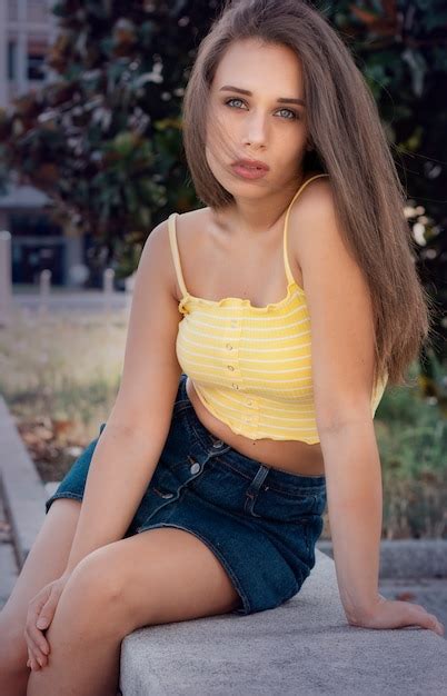 Hot Teen Girl Images Free Download On Freepik