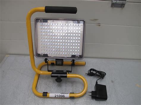 Accu Werklamp LED Memax Online Veiling Van Metaal Machines En Gereedschap