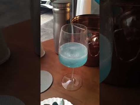 플라티노 블루 모스카토 와인 Platino Blue Moscato Wine - YouTube