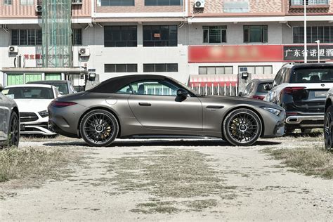 【奔驰sl级 Amgamg Sl 63 4matic正侧车头向右水平图片 汽车图片大全】 易车