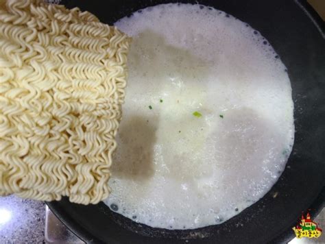 편스토랑 류수영 사리곰탕 라볶이 크림 떡볶이 레시피