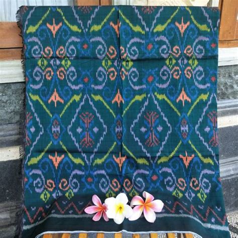 Jual Kain Endek Tenun Bali Endek Csm Endek Dobol Endek Semi Mastuli Shopee Indonesia