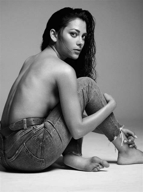 Inbar Lavis Feet