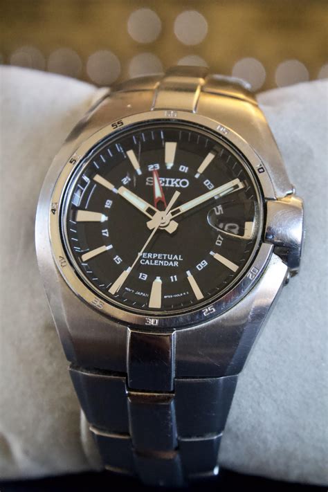 Seiko 7f39 6029 Moon Phase Day Date Calendar Rwatches