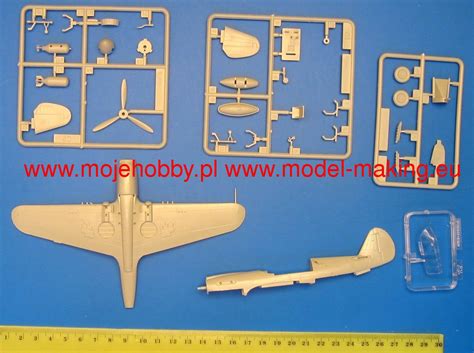 P 40n Kitty Hawk Hobby Boss 80252