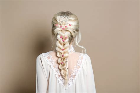 Natural Romantic Makeup And Styling Hd Picture 05 Free Download