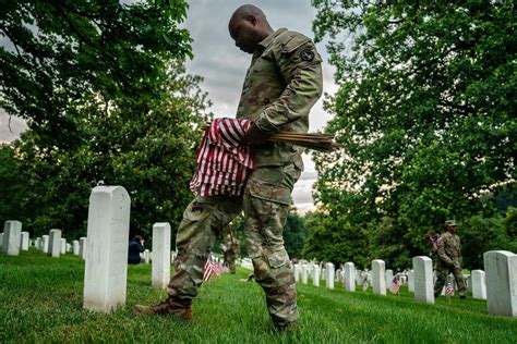 As Arlington Cemetery Scrubs The Links Of Black Veterans Legacies Are Becoming Invisible