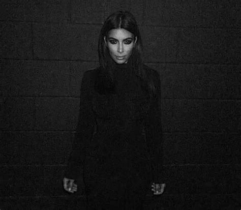 Kim Kardashian Nude In The Desert The Hollywood Gossip