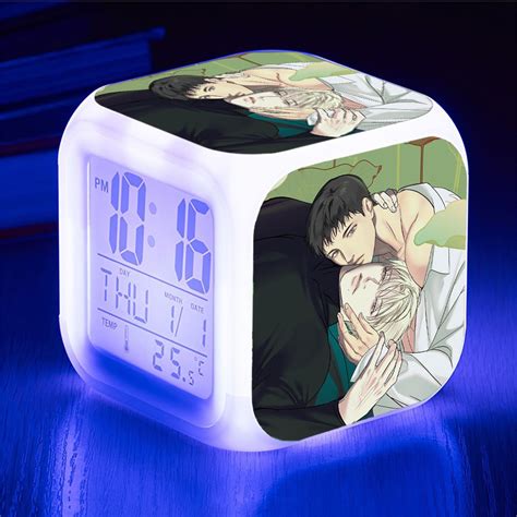 Đồng Hồ Báo Thức để Bàn Backlight Bl Boylove Chibi đèn Led đổi Màu Tiện