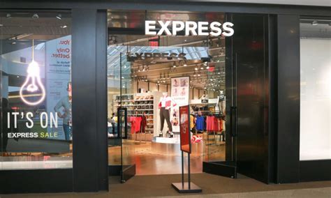 Pymnts Fashion Retailer Express Inks Deal With Whp