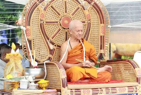 ข่าว Like สาระ ผู้ว่าฯตากประกอบพิธีเททอง วัตถุมงคลรูปหล่อพระเจ้าตากรุ่นที่5 “ชนะภัย”