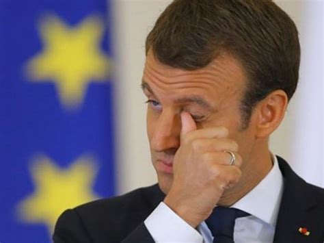 Флориан Филиппо Макрон выйди вон Minval Az