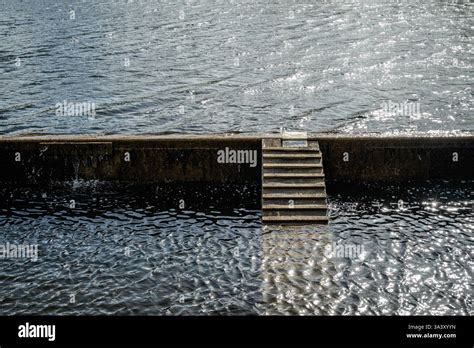 A Freshwater Lake Overflow System With Gently Rippling Water Regulates