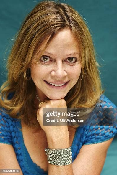 Paris France September 18 American Writer Joyce Maynard Poses News Photo Getty Images