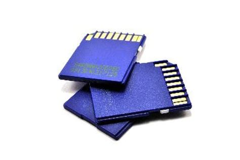 How To Fix A Physically Cracked SD Card Techwalla